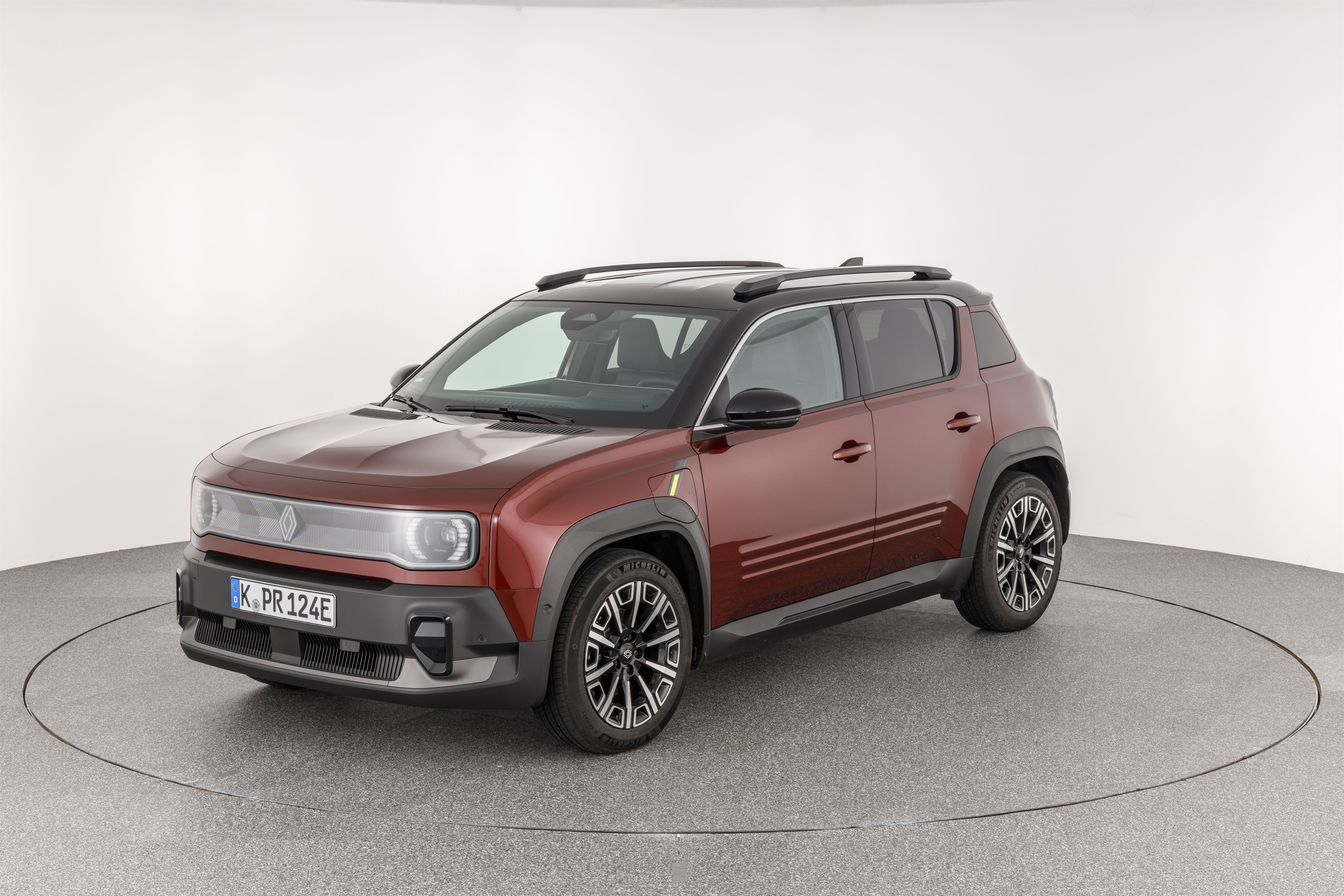 RENAULT R4 E-TECH ELECTRIC 150 COMFORT RANGE (52 KWH) test en review ...